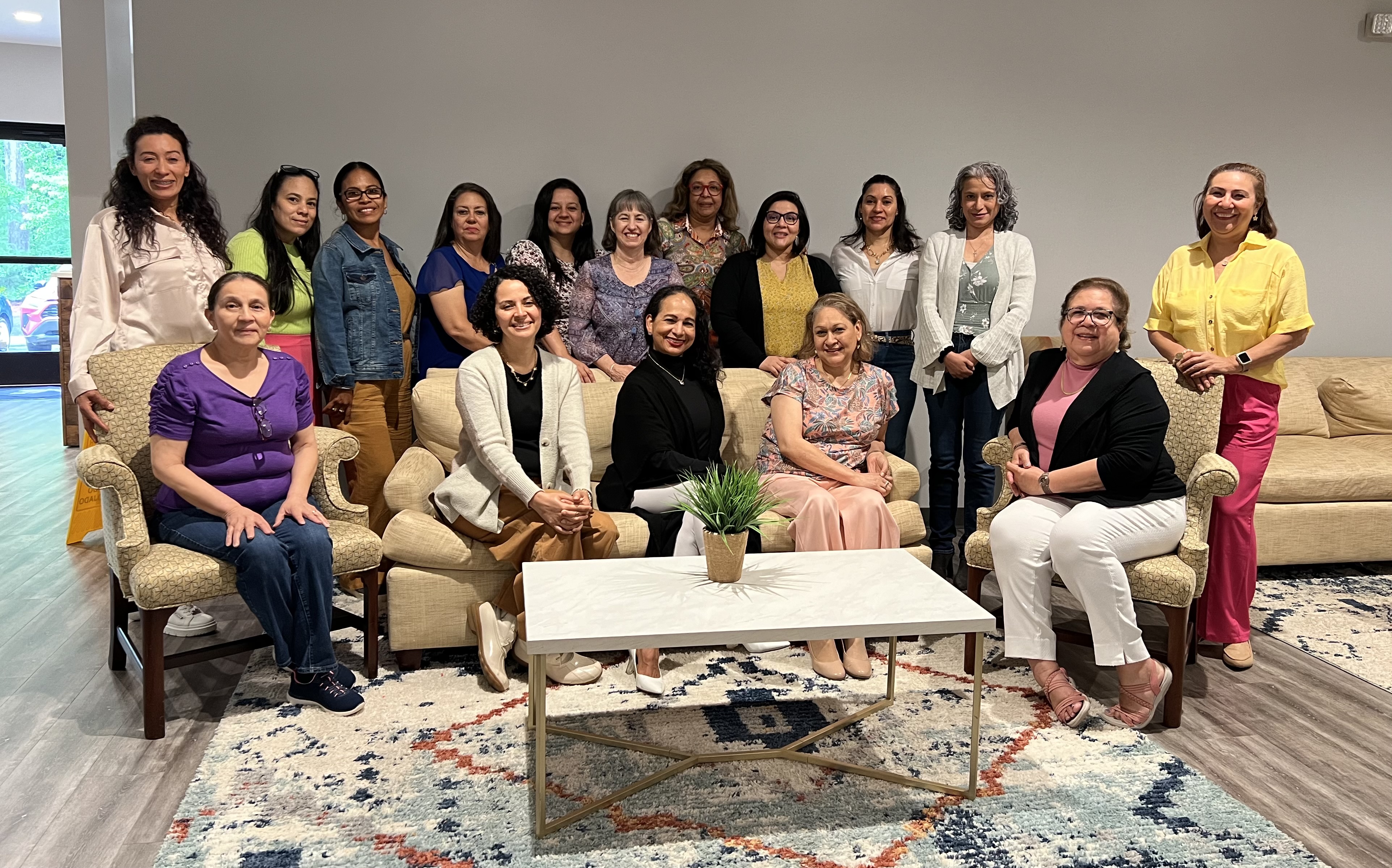 Gratitude and Generosity: CLLI Values | Christian Latina Leadership Blog